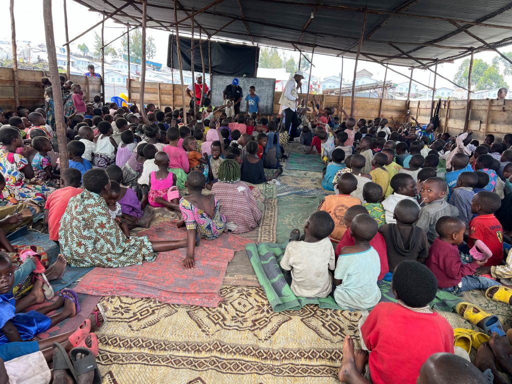 Save the Children visite les activités exécutées en consortium avec UIA ...